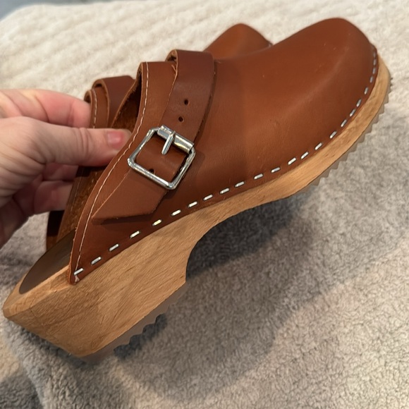 MIA | Shoes | Mia Alma Clogs In Color Luggage Sz 38 Us 75 New No Box ...